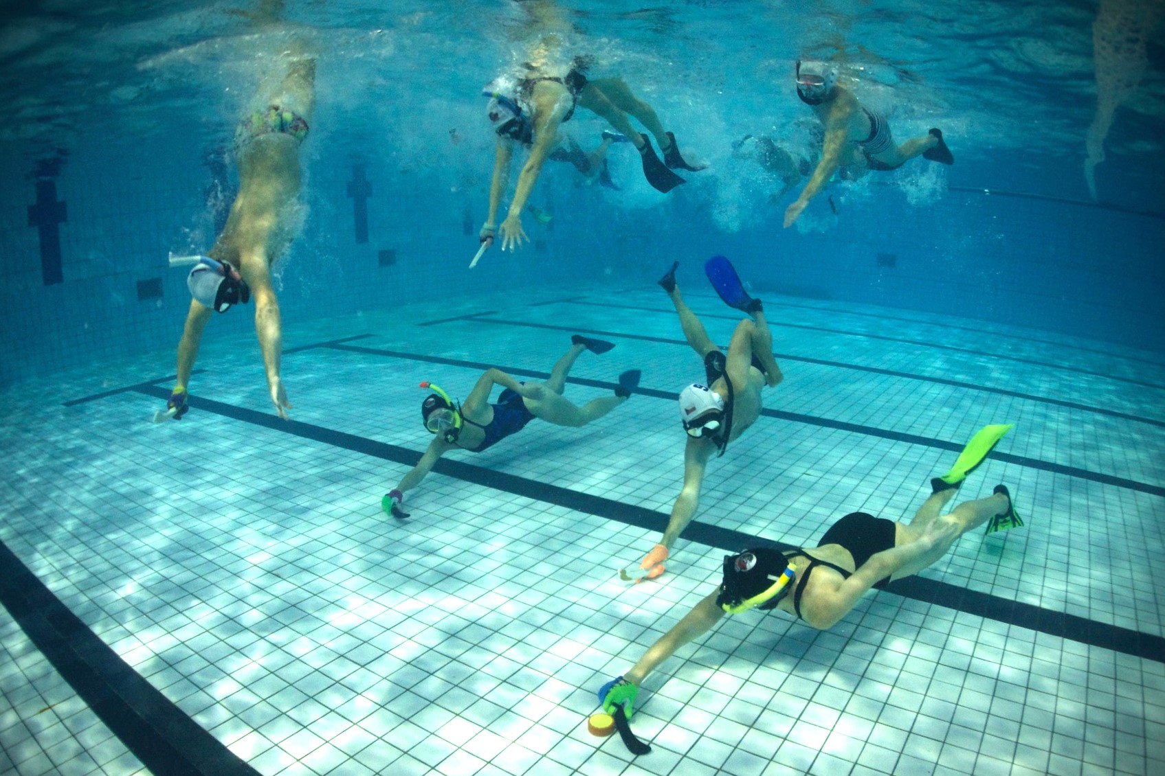 Kontakty - www.uwh.cz